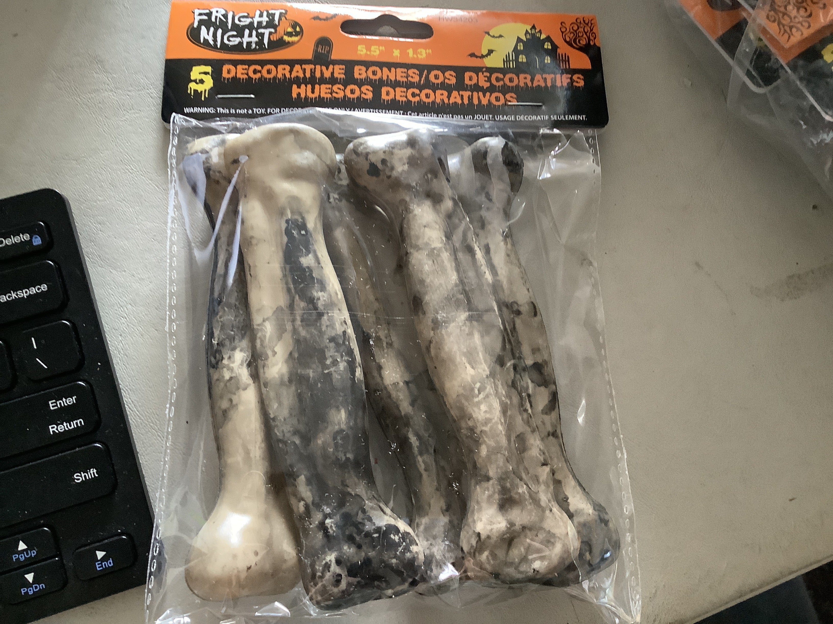 *Decorative Realistic Bones – Spooky's Clarksville TN